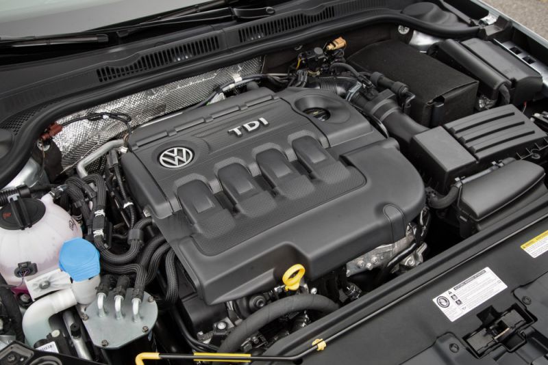 Volkswagen Jetta VI (facelift 2014) 2.0 TDI (150 Hp) DSG